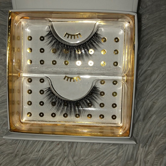 Battington | Makeup | Battington Monroe 3d Silk False Eyelashes | Poshmark